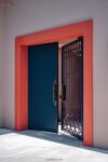 12 Welcoming Gate Color Ideas Entrance Designers Recommend